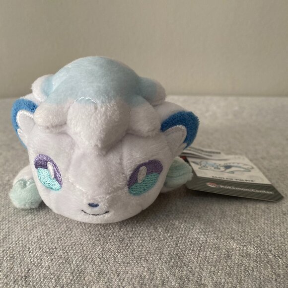 Pokemon Center | Toys | Nwt Pokemon Center Alolan Vulpix Kuttari Cutie ...